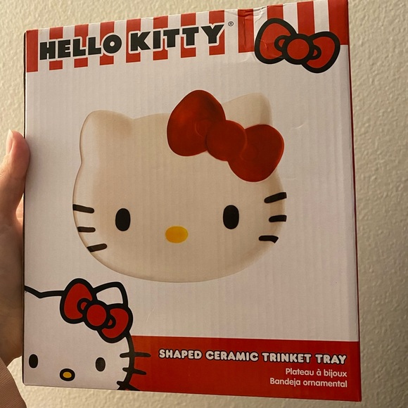 Hello Kitty | Accents | Hello Kitty Shaped Ceramic Trinket Tray | Poshmark